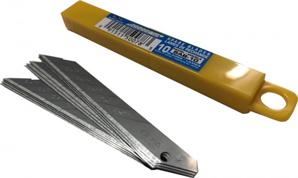 - Starvinyls Ltd OLFA Professional Designer 30 degree Snap Off Knife